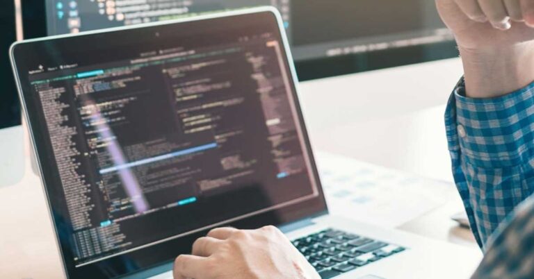 Selecting the Right Technology Stack for Your Software Project